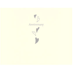 表紙に銀箔のハート模様をあしらった、シンプルなデザインの写真台紙です。入学式や結婚式から日常のお祝いまで、用途を選ばず幅広くお使いいただけます。中額の中抜きの外周には空押しのラインで装飾を施しており、写真を引き立たせます。使う場面を選ばない...