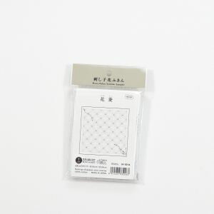 お好きな柄と糸を組み合わせたい方に最適な布パック。一目刺しの花ふきんをそろえました。画像には1枚を刺すために必要な糸量の目安がついています。