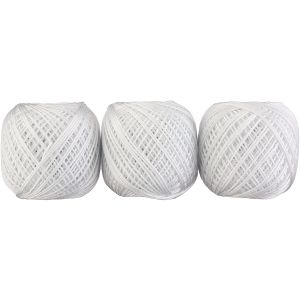 しなやかで細く,編みやすいレース編み用の糸。上質なエジプト綿の中でも、細く、長く、しなやかで優れた光沢をもつ超長綿を厳選して使用。一世紀にわたる綿糸作りの実績と経験をもとに、編みやすさ・美しい光沢感・風合いの良さなど上質素材の魅力を最大限に...