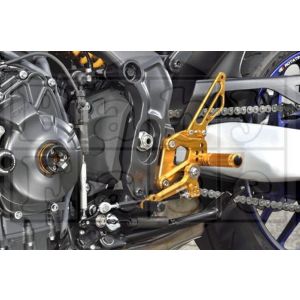 ◆シフター有無:両対応適合車種:MT-09 21こちらの商品は、メーカーでの長期欠品や生産終了を理由に、ご注文をキャンセルさせて頂く場合がございますので、あらかじめご了承願います。こちらの商品は、メーカーでの長期欠品や生産終了を理由に、ご注...