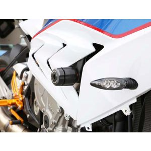 ◆スライダー本体には交換が簡単な、リボルバータイプを採用◆素材は硬度があり、摩擦抵抗が少ないジュラコン樹脂です◆取り付けに際しては、カウル等の加工は必要ありません◆スーパースポーツバイクだからこそ、万が一の転倒等で車体のプロテクト効果を期待...