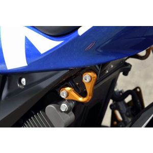◆ノーマルのタンデムホルダーを外し、そこに取り付けていただきますと、バイクを車載する際のタイダウンベルトのアンカーポイントとしてご使用いただけます◆GSX-R125でサーキット走行等を楽しまれる方は、ワンポイント的なアクセサリーにもなる、こ...