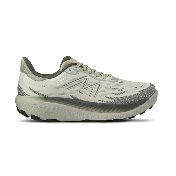 26SS Karhu カルフ トレランシューズ メンズ イコニATR KH104010 ICICLE / YELLOW PLUM トレイルランニング 正規品 耐久性とクッション性を兼ね備えた快適なオールテレインシューズです。 アッパーにはブ...