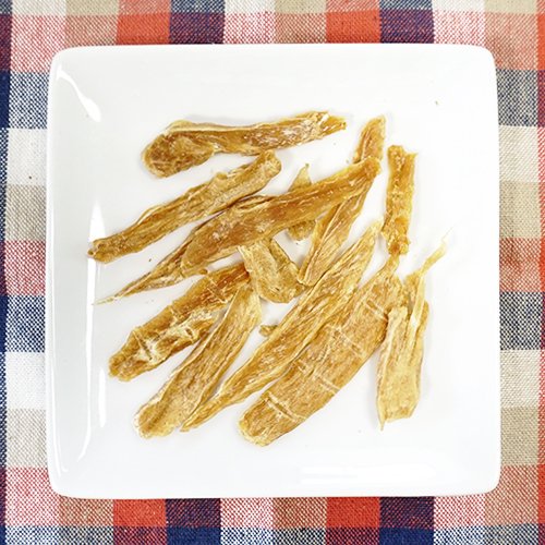 【パッケージ】クラフトパッケージ 【原材料】鶏肉（和歌山） 【成　分】粗蛋白質87.3％以上、粗脂肪3.4%以上、粗繊維質0.1%以下、粗灰分4.3%以下、水分10.0%以下 カロリー：292kcal / 100g 【原産国】日本わんこに嬉...