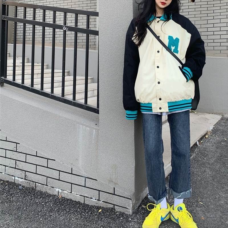 メンズライクなスタジャンは元気な印象を与えてくれカジュアルに最適なアイテムです。パンツやショートパンツ、スカートとも相性が良いです。色展開　ワンカラーサイズ　S M Lサイズ(cm)S /着丈 72 /バスト 132 /肩幅 76 /袖丈 ...