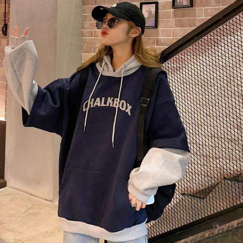 ツーピース風ロゴパーカーです。ワイドシルエットのゆったり仕立てでダボっと感がゆる可愛いスタイルプラスサイズ豊富です。色展開 ネイビー ベージュ グレーサイズ L XL 2XL 3XL 4XLサイズ(cm)L /着丈 74 /バスト 110 ...