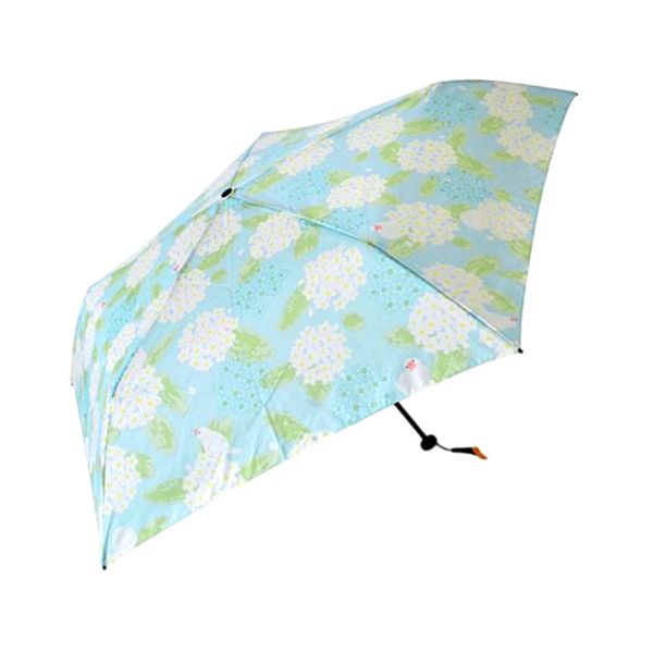 ■サイズ・色違い・関連商品■ピンク■くすみブルー[当ページ]■商品内容【注意事項】お届けのカラーはくすみブルーとなります。 まあるい白い「コデマリ」のお花の中に白文鳥さんがくっついている、ペールトーンの水彩風プリントの軽量コンパクトミニ雨傘...