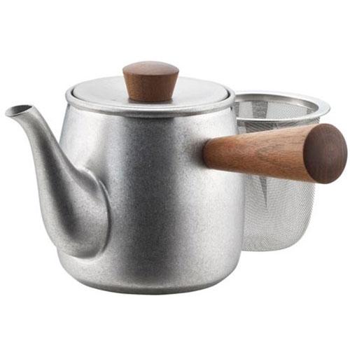〜日本茶を楽しみませんか〜日本製 made in Tsubame の急須。本体はサビにくく衛生的で、耐久性に優れ、保温性もあります。においや色移りしにくい18−8ステンレス製。他店舗でも併売しているため、一部在庫切れが起きる場合がございます...