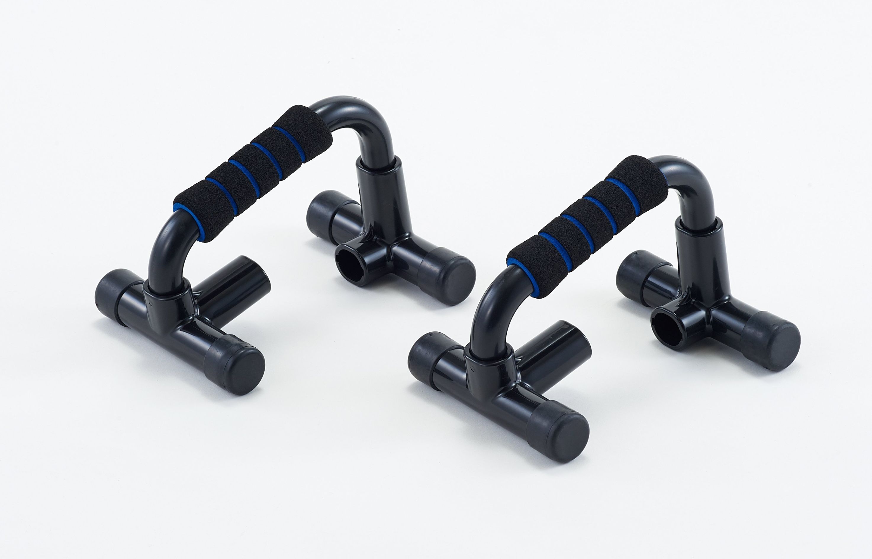 4Wayプッシュアップバー商品説明 組立により4種類のパターンが可能です。 ●組立式 ●耐荷重／100kg サイズ 幅23×奥行15×高さ13cm 素材 本体：ポリプロピレン、グリップ：スポンジ 重量 600g（300g×2） 容量 - 生...