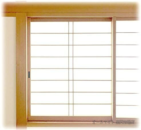 商品の特徴・商品サイズ：1枚サイズ100×200cm【小窓2枚分 半分に切ってお使いください】 （桟のサイズに合わせてカットしてお使い頂けます） 生産国：日本製（桐生市） 素材：ポリエステル100％（多機能レース編生地） 細幅両面テープ20...