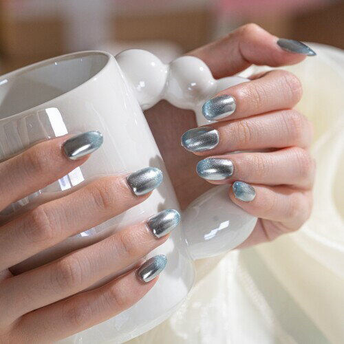 Sun&Beam Nails 手作り ネイルチップ ショート 短め アーモンド ブルー シルバー 銀 つけ爪 オーロラ グラデーション グロッシー デザイン おしゃれ 付け爪 10枚入 (#221 L) 【手作りネイルチップを選ぶ理由】手作...