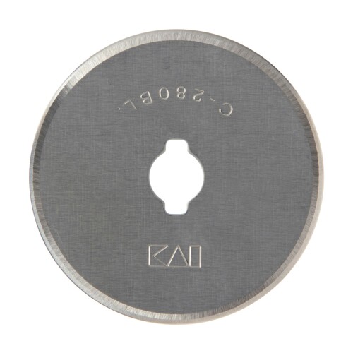 貝印 ロータリーカッター 丸刃 直径28mm 替刃 手芸 裁縫 フィルム C280-1C 21° 40枚 セット 750BH2043 サイズ:28.0 × 28.0 × 0.3mm、サイズ:直径28.0mm 素材・材質:炭素工具鋼 セット内...