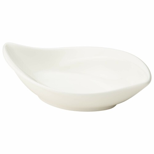 NARUMI(ナルミ) ボウル 皿 エスプリ ホワイト 13cm 電子レンジ温め対応 日本製 50180-3408 本体サイズ:長径131×短径75×高さ31mm 素材:ボーンチャイナ 原産国:日本 木の葉をイメージしたボウル。小鉢として副...