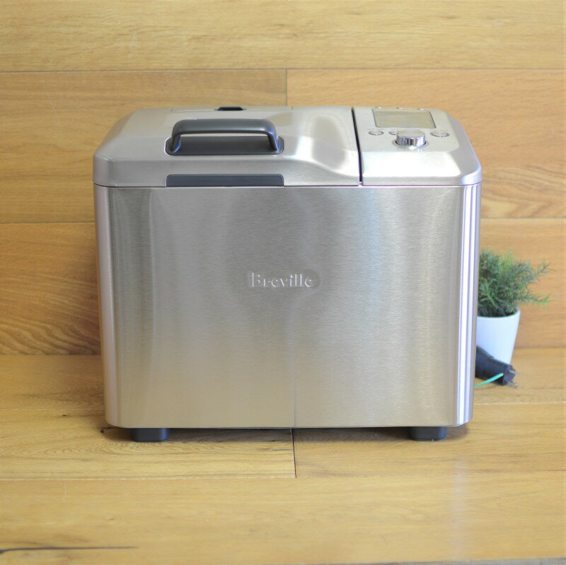 サイズ 約25×42×34cm 重量 約7.7kg 【注意事項】 ・当店でご購入された商品は、原則として、「個人輸入」としての取り扱いになり、ロサンゼルスからお客様のもとへ直送されます。 ・通関時に関税・輸入消費税が課税される可能性がありま...