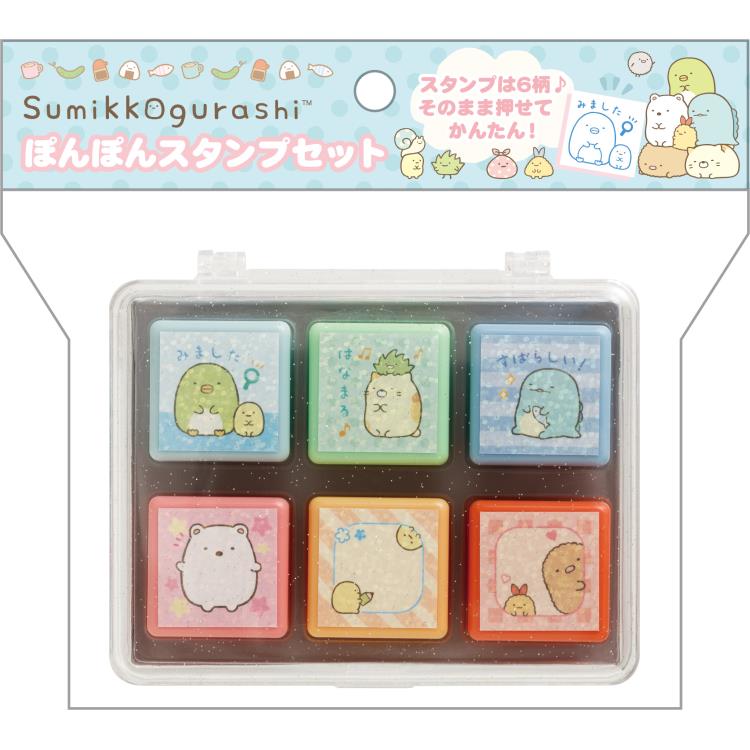 商品仕様浸透印仕様でスタンプ台いらずで簡単にぽんぽん推せるスタンプ6個セット♪ コメントにも便利！ 【サイズ】約90×105×35mm 【内容】浸透印スタンプ6個 【仕様】プラスチックケース入り、ケースにラメ入り 【インク色】オレンジ、赤、...