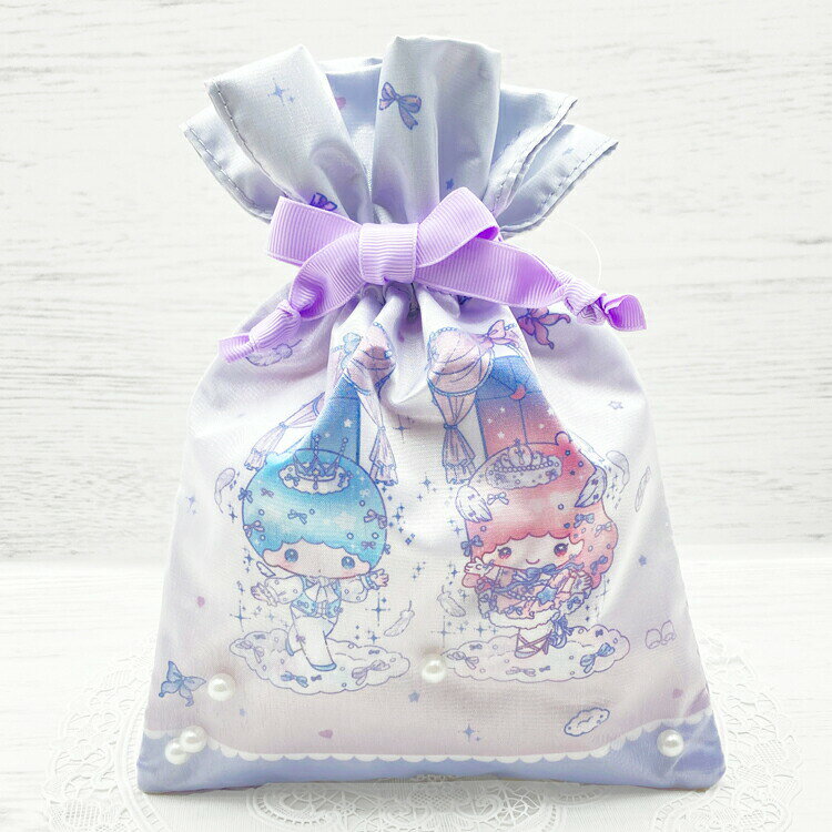 商品仕様【サイズ】約W180×H250mm【素材】ポリエステル、プラスチック【仕様特長】パールは動く仕様です。【生産国】中国特記事項※画像はあくまでも商品イメージになります。実際の商品と色や仕様が異なる場合がありますので、予め御了承ください...