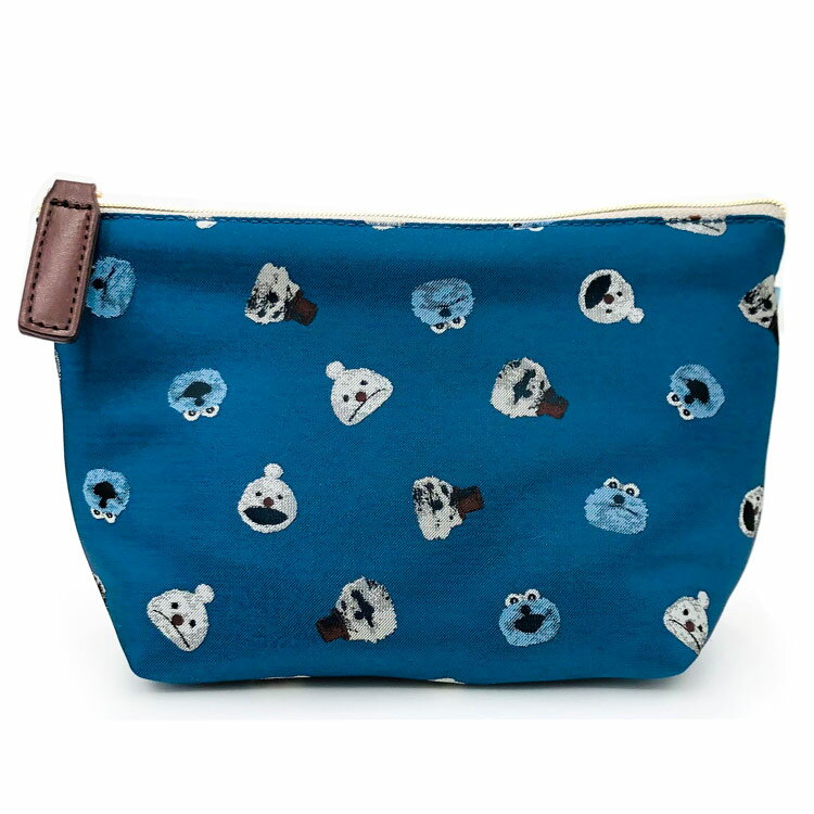 商品仕様【サイズ】約H12×W19×D7.5cm 【素材】ポリエステル 【特長】小さな内ポケット2つ付き 【原産国】中国特記事項※画像はあくまでも商品イメージになります。実際の商品と色や仕様が異なる場合がありますので、予め御了承ください。 ...