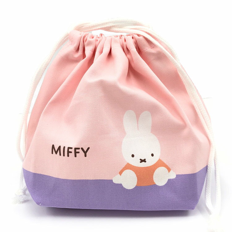 商品仕様【サイズ】約H170×W270×D7mm【材質】本体:綿100％、ヒモ:アクリル【仕様特長】・13cmのマチ付き・お名前欄付き【生産国】日本特記事項※画像はあくまでも商品イメージになります。実際の商品と色や仕様が異なる場合があります...