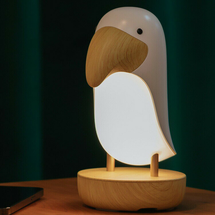 商品仕様おなかがボワッと光るオオハシのライトは、自分好みの明るさに調節できちゃう！優しく点滅するフェード機能はまるで呼吸をしているみたい？！【サイズ】本体：W12.2×D10.9×H20cmパッケージ：約W11×D11×H20cm【素材】A...