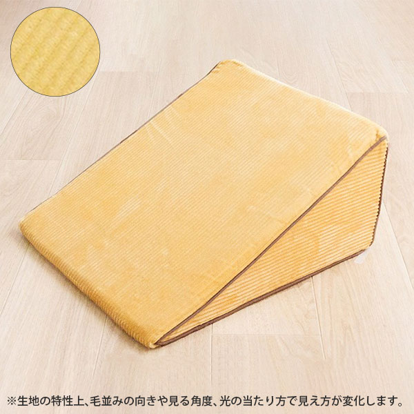 針抜き加工で心地よい肌触りの枕です。表地にフランネル素材を使用しています。ゆるやかな傾斜で体をサポートしてくれます。寄りかかりやうつ伏せ等、ベッドや床でくつろぐ時に活躍します。中材はウレタンフォームを使用しています。カバーは着脱式なので、手...