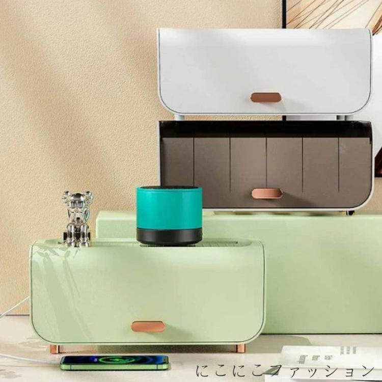 蓋付きでホコリが溜まりにくく、蓋の上に小物を置くこともできます。無駄のないシンプルなデザインで、部屋に馴染みます。シンプルながらスタイリッシュなケーブルボックス。側面には通気口を施し、熱がこもりにくいように設計されています。 サイズ 30....