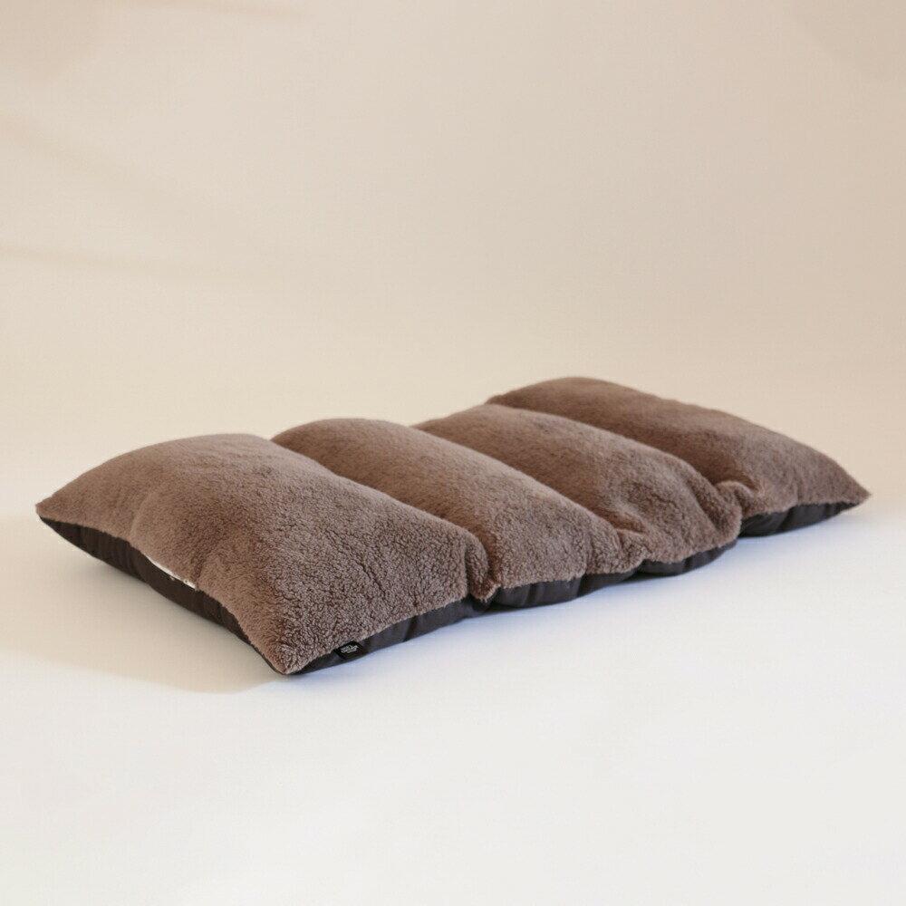 ペットベッド 犬 猫 ペット用ソファ(ウェ−ブ) ペットをダメにする！？ビーズソファ ワンズ 洗える クッション ワンちゃん、ネコちゃんたちを骨抜きにしてしまう、寝心地抜群のペット用ビーズクッションです。愛犬・愛猫たちも飼い主の隣でゴロリと...