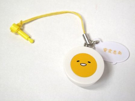 ■商品説明→ぐでたま　ストラップ　未使用品。マスコット部分：約2．5cm。　イヤホンジャック部品付き。ファッション雑貨を取扱中！！　裏原系、ストリート、レディース　その他レアで気になるアイテム満載！！　