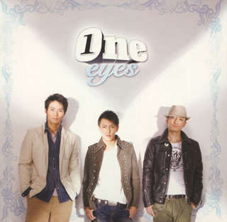 Luv and SoulのリーダーKENTAが立ち上げた別ユニット、eyesのファースト・アルバム。ソウル・ミュージック的なハーモナイズの魅力に満ちているが、サウンド自体はポップス寄り。ロマンティックな世界に浸ることができる。(楡)【品番】...