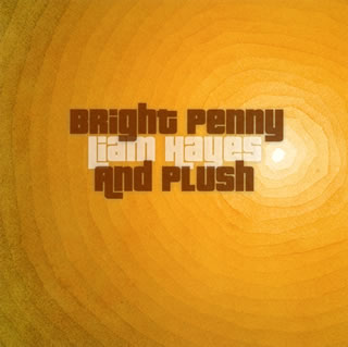 ジャンル付けするなら“ブルー・アイド・ソウル"に属する人だろうが、1曲目、ぬめぬめっとした歌い出しからして“変"。なるほどドラッグシティ出身者らしい、と思わせる微妙な異形性が、地元シカゴでのカルト的評価のゆえんだろう。トータス、ウィルコら、...