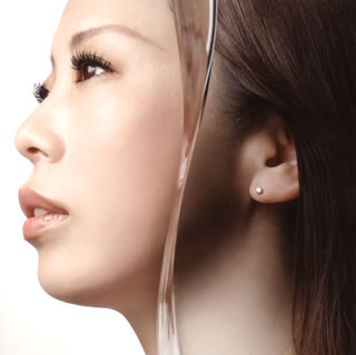 古内東子のフル・アルバム。本作は、自身の音楽活動のモチベーションである「恋愛」から少し踏み出したエポック・メイキング的作品。ピュアな想いを様々な形で表現し昇華させた究極の恋愛を「透明」と表現した新しい世界観を愉しみたい。【品番】　NFCD-...