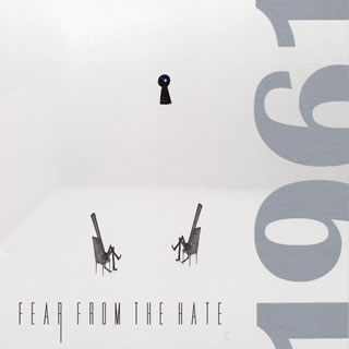 スクリーモ系バンドとの共演も多いFEAR FROM THE HATEの初のミニ・アルバム。日本語にこだわった歌詞とポップなメロディが前面にあふれる。そして特定の枠に収まりたくない貪欲性により、他要素のエッセンスをインプット。多くの日本産スク...