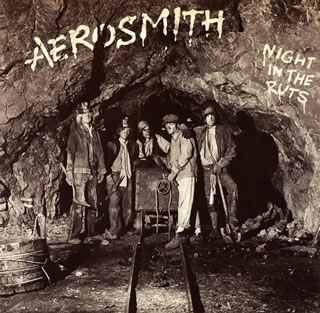 1979年発表の6thアルバム。レコーディングの途中でジョー・ペリーが脱退、全9曲中3曲がカヴァーで構成されるなど、過渡期といえる作品。スティーヴン・タイラーの娘に捧げた「ミア」収録。【品番】　SICP-30373【JAN】　4547366...
