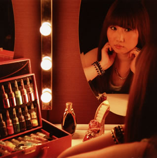 2012年より企画イベント"萌えこれ"を開催し、コアなアイドル・ファンを中心に注目を集める、はるの1作目。ギター・ロックなサウンドに乗せ、コケティッシュな魅力を振りまくとともに、各曲には女性のさまざまな表情が息づいていて思わずドキッとさせら...