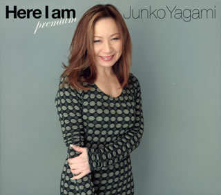 今でもその美声と美貌でファンを魅了し続ける彼女の2013年作と往年の名曲群を収めたベスト盤をカップリングさせた企画盤。落ちついた風情の『Here I am』を聴いてその歌声に癒される一方、ベスト盤に収録の「ポーラー・スター」や「パープル タ...