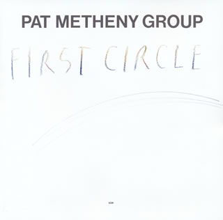 パット・メセニー・グループがECMに残した最後のアルバム。ペドロ・アズナールの声をフィーチャーし、よりブラジル色を強めていく端緒となった重要作。グラミーを受賞し商業的にも成功を収めた。【品番】　UCCU-5722【JAN】　49880311...