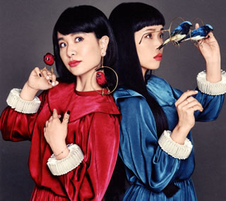 唄の"もも"とアコーディオンの"小春"による姉妹ユニット、チャラン・ポ・ランタンの3rdフル・アルバム。映画『はらはらなのか。』の主題歌「憧れになりたくて」や、映画『少女椿』の主題歌「あの子のジンタ」などを収録。【品番】　AVCD-9375...