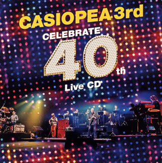 日本のフュージョン・シーンをリードし続けるカシオペアの40周年記念ツアーのファイナルを収録した2枚組。米米クラブのホーン・セクションとして知られるBIG HORNS BEEを迎えた豪華なステージが楽しめる。【品番】　HUCD-10294〜5...