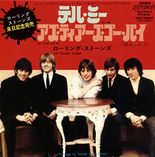 1973年1月の日本武道館公演が中止となった変わりに発売された"幻の来日記念盤シングル"。1964年にシングル・カットされたヒット曲「テル・ミー」に加え、マリアンヌ・フェイスフルに提供した「アズ・ティアーズ・ゴー・バイ」を収録。【品番】　U...