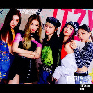 TWICEの妹分として知られるグローバル・ガールズ・グループのデビュー・ベスト・アルバム。ヒット曲「WANNABE」をはじめ、これまで韓国でリリースされた楽曲とそれぞれの日本語版を収録している。【品番】　WPCL-13343【JAN】　49...