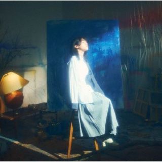 TVアニメ『Vivy-Flourite eye's song-』の主人公の歌唱を務め注目を浴びるシンガー・ソングライターの1st EP。初のMV制作となる「お茶でも飲んで」の初音源化をはじめ、自身が作詞作曲を手掛けた楽曲群が楽しめる。【品番...
