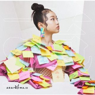 Little Glee Monsterのメンバーとしても活躍した荒井麻珠の1stアルバム。「Always」「Sing a long!」などの配信シングル曲のほか、曇りのない真っ直ぐな歌声をフィーチャーした楽曲を収録している。【品番】　LAP...