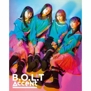 女性アイドル・グループ、B.O.L.Tの4thシングル。清涼感たっぷりのギターロック・サウンドに乗せて歌う表題曲は、突っかかるようなリズムの歌メロがキャッチーでたまらない。Hold Out Hope提供の「Make Up」をカップリング。【...