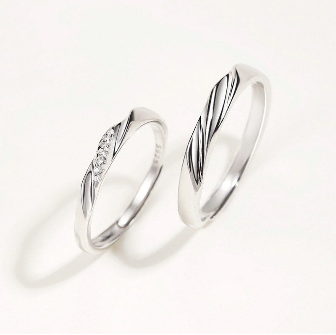 メーカー希望小売価格はメーカーサイトに基づいて掲載していますシルバー925 ペアリング 2個セット フリーサイズ ペアリング カップル 人気 レディース メンズ 婚約指輪 結婚指輪 リング 誕生日プレゼント ギフト エレガント 2個セット送...