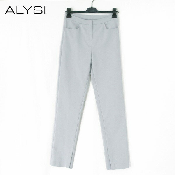 商品説明 生産国 イタリア サイズ 42(日本サイズでMサイズ相当) 表地 コットン97%　ポリウレタン3% 裏地(ポケット裏) ポリエステル65%　コットン35% カラー ライトグレー(画像にてご確認ください) 採寸 ウエスト：72cm ...