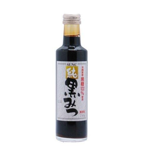 サンク 【完全無添加】 純 黒みつ (黒蜜) 250ml【召し上がり方】 あんみつやかき氷、ところてん等、和風のデザートに良く合います。又、牛乳やきな粉と混ぜてドリンクにしたり、トーストにつけたりと、アイディア次第で用途は無限に広がります。