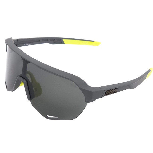 SPEC カラーフレーム：ソフトタクトクールグレー／レンズ：スモーク サイズフリー 素材フレーム：TR-90／レンズ：ポリカーボネート 光透過率0.15 フィルターカテゴリー3 レンズタイプSmoke 付属品専用サングラスハードケース、ソフ...