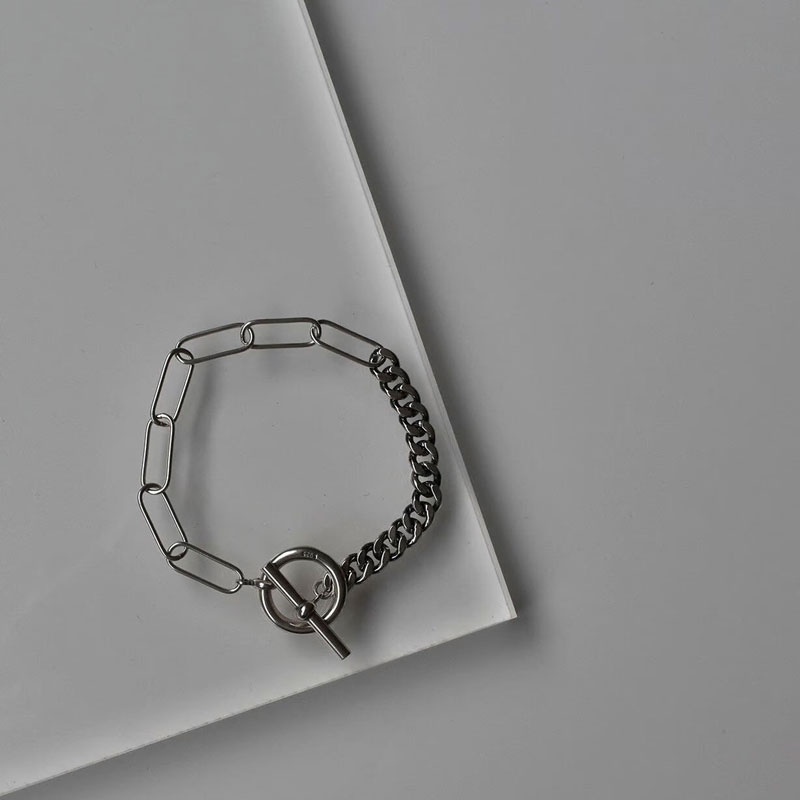 ■素材 SV925 ■サイズ 約17cm ※モニターの発色によって多少お色味が異なって見える場合があります。 こちらは、ネコポス発送商品になりますので、お届けまでに発送から1～2日かかります。