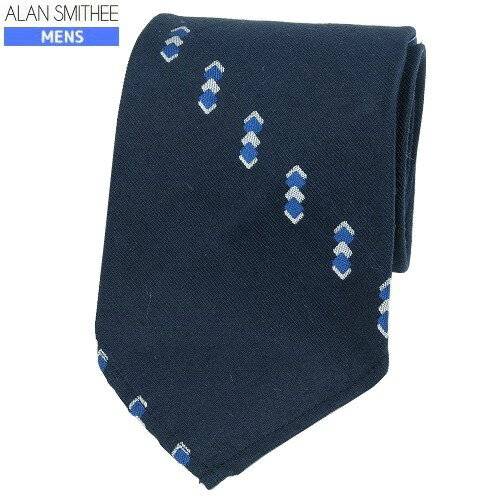 商品名 日本製「ハンドメイド」スフォデラート ダイヤモンド シルクネクタイブランドALAN SMITHEE生産国日本サイズ実寸ー大剣先8.5cm ※多少の誤差はご了承下さい。素材シルク100%カラーネイビー系 【モニターの環境によって色が異...