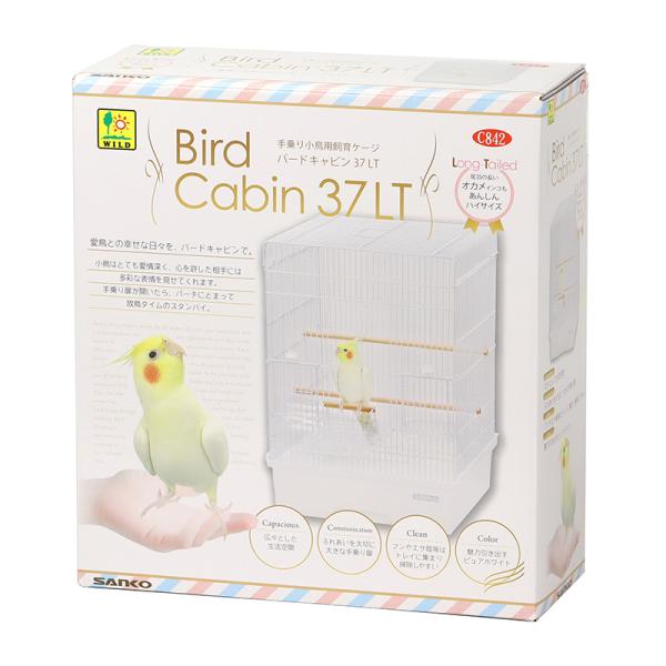 三晃商会 バードキャビン37 LT ※個数制限がございます、ご了承下さい。 尾羽の長いオカメインコはもちろん、幅広い小鳥にオススメなハイサイズ。 自由な出入りをスムーズに行える正面中央手乗り扉は、 コミュニケーションの楽しみを広げる憩いの場...