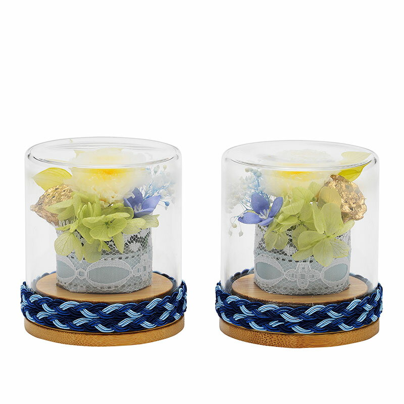 商品説明 概要 ミニサイズのモダン仏壇に最適なプリザーブドフラワーの仏花です。 生花ではないので水遣りが不要で、美しい色合いが長期間保てます。 仕様 ●寸法　径: 67mm、高さ: 77mm ●材質 ・仏花　プリザーブドフラワー ・ケース　...